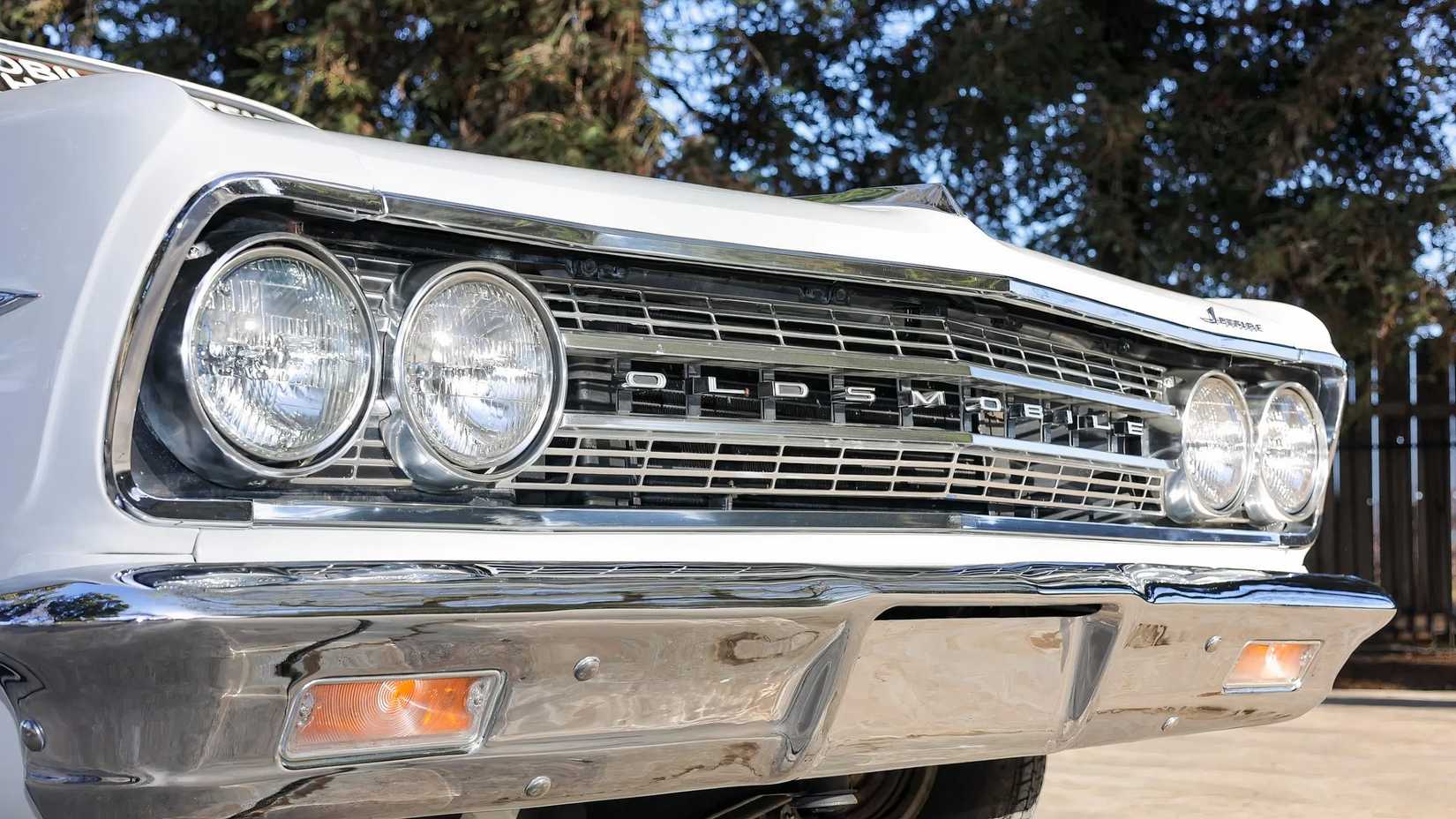 Oldsmobile Jetfire: America’s First Turbocharged Muscle Sedan