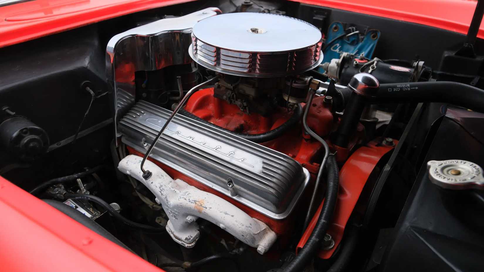 Chevrolet Corvette Generations Guide: Engines, Trims, Specs & Values ...