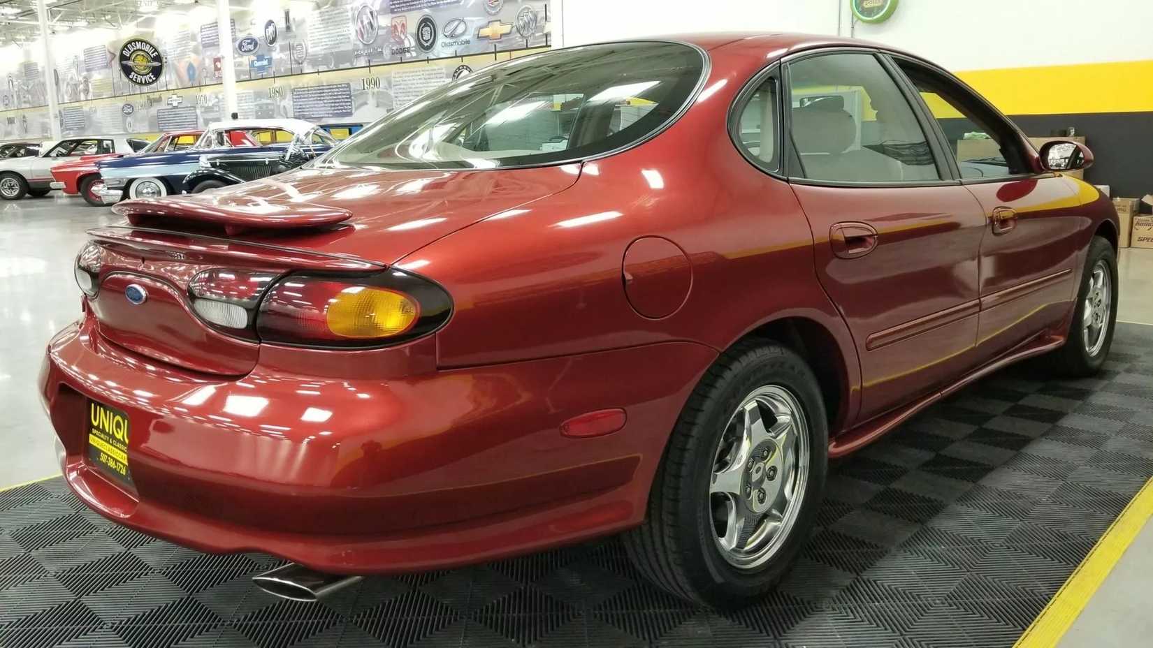 This 1996 Ford Taurus SHO Is A Forgotten Sleeper