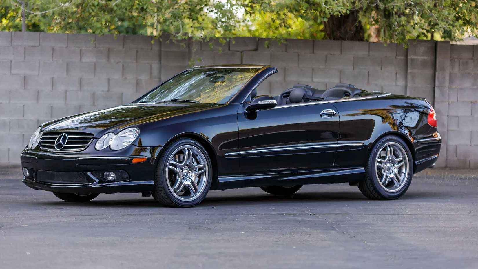 This V8-Powered Luxury Sports Car Outran Corvettes... Now It's Worth ...