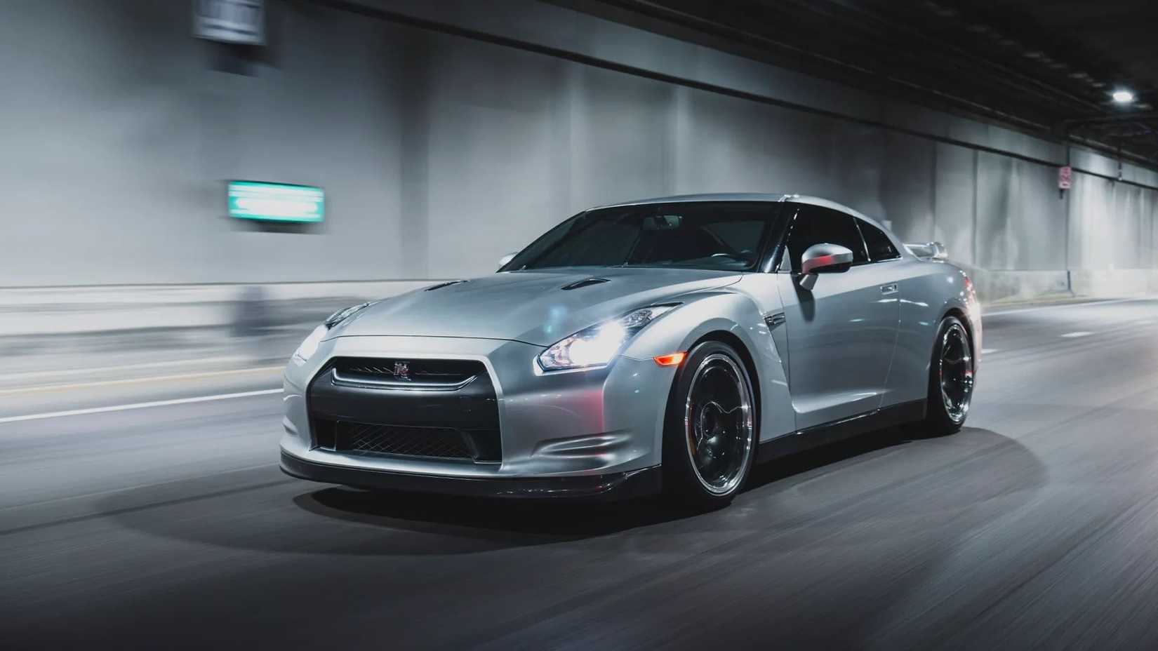 10 Most Reliable Sports Cars With Over 400 HP