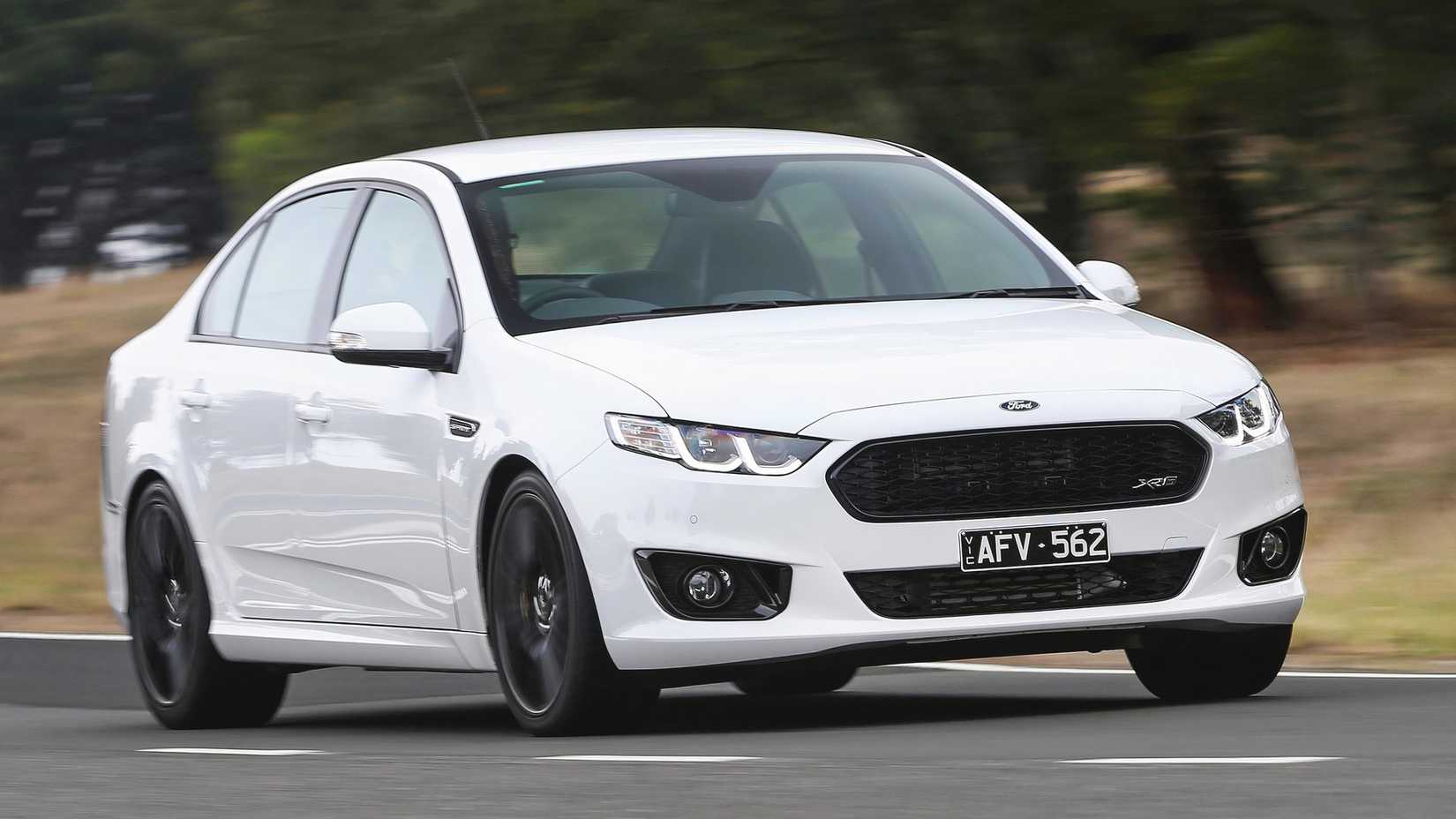 10 Powerful Inline-Six Engines That Outperform V8s