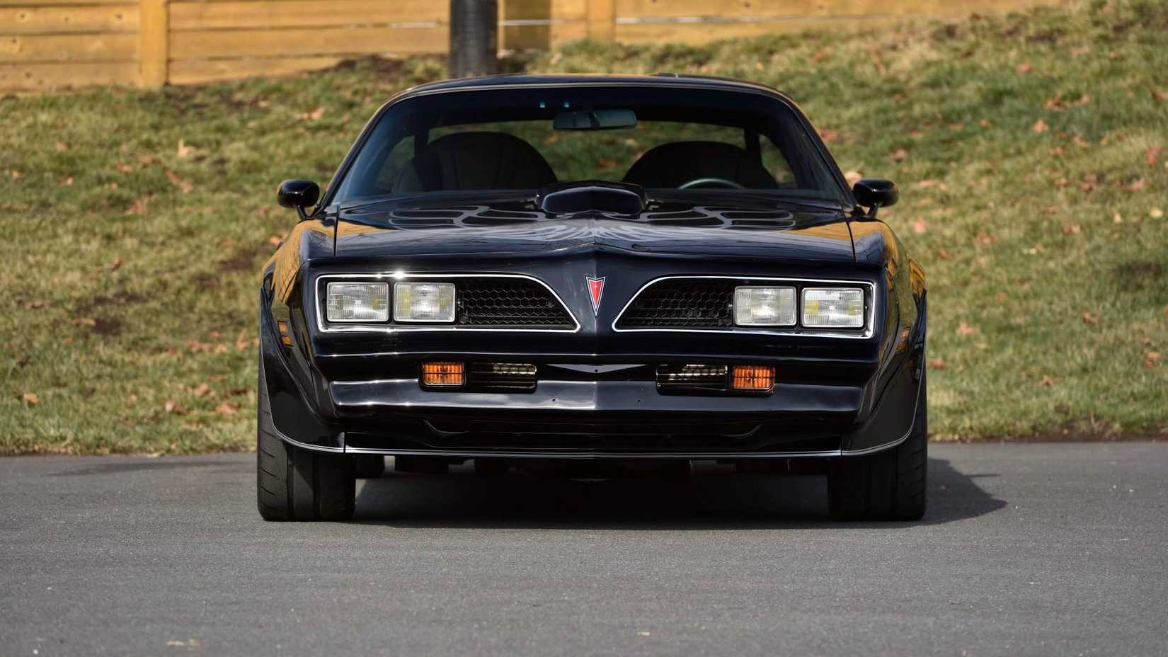 This '77 Trans Am Restomod Is A Muscle Car Masterpiece