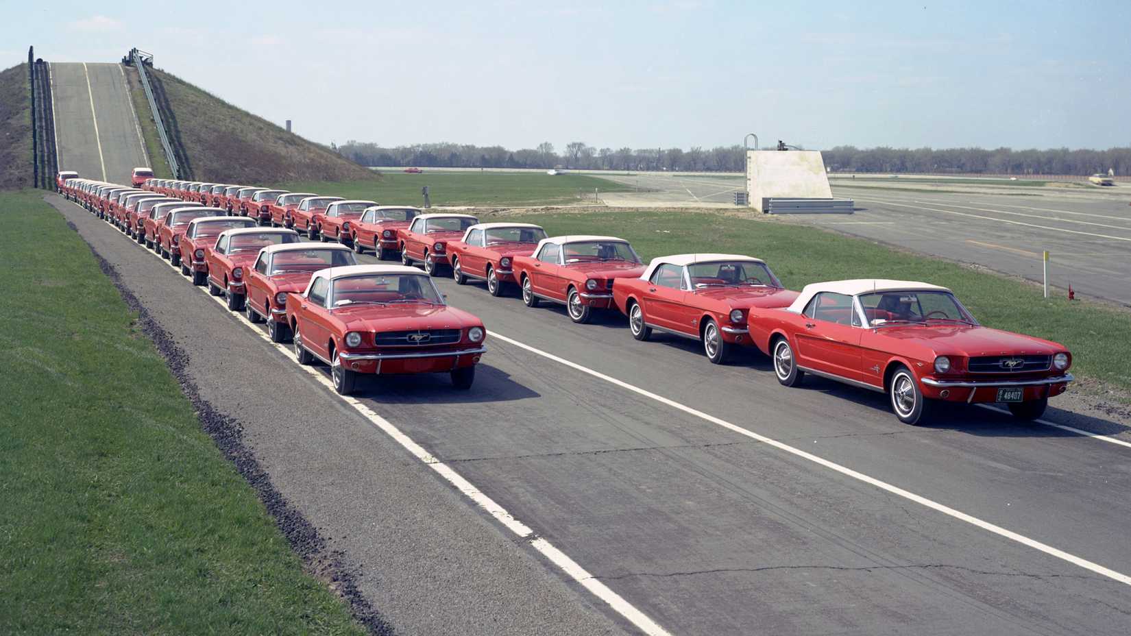 This Full-Fat V8 Muscle Car Is Now The Same Price As America's Cheapest ...
