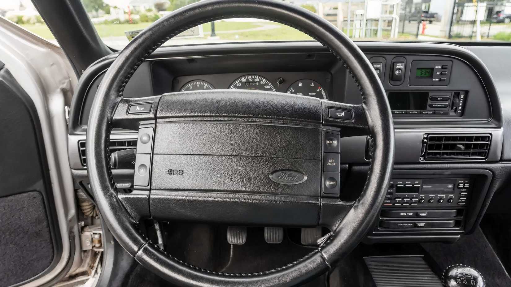 This Ford Taurus SHO Made V8 Muscle Cars Look Slow