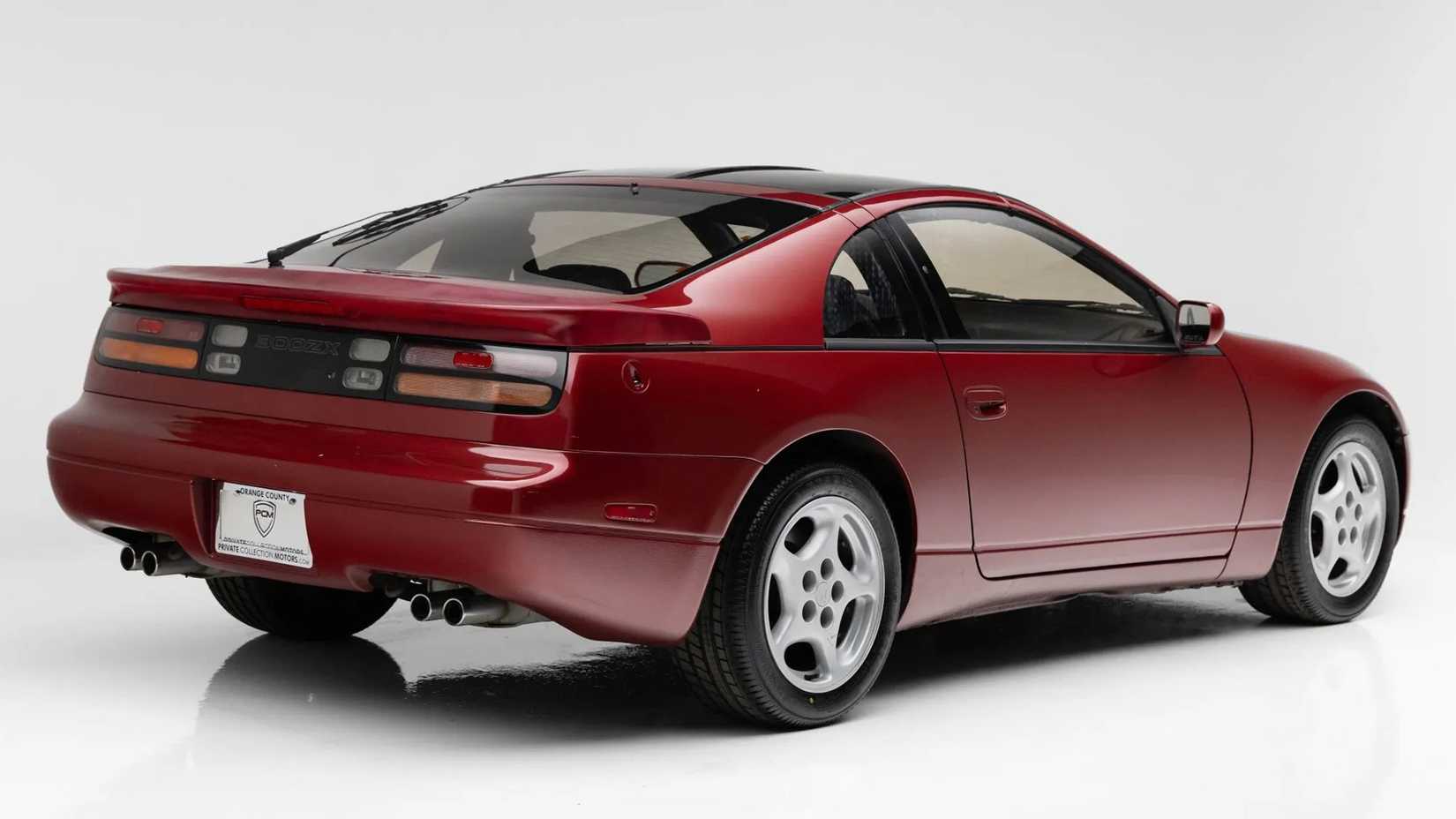 7 Low-Mileage '90s Classics Collectors Quietly Stockpile