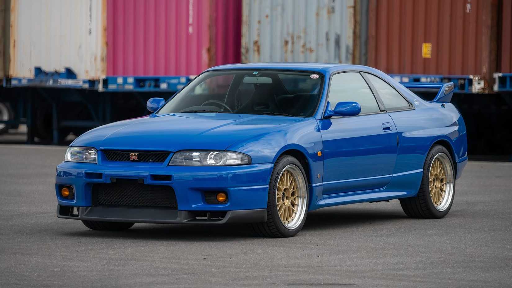R33 Nissan Skyline GT-R Guide: Specs, History, And Buying Advice
