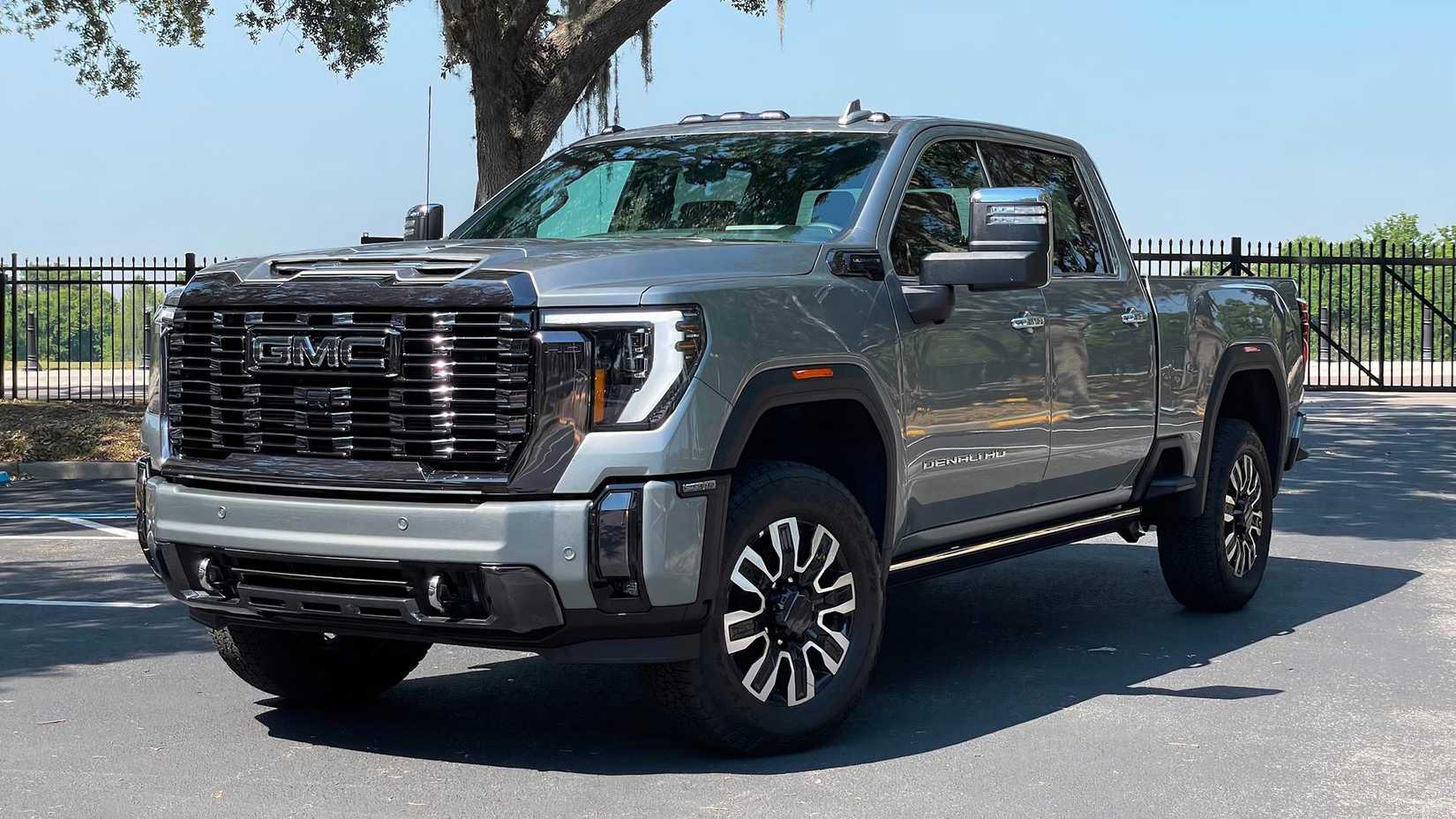 10 Ridiculously Reliable Diesel Pickups That Will Tow Forever