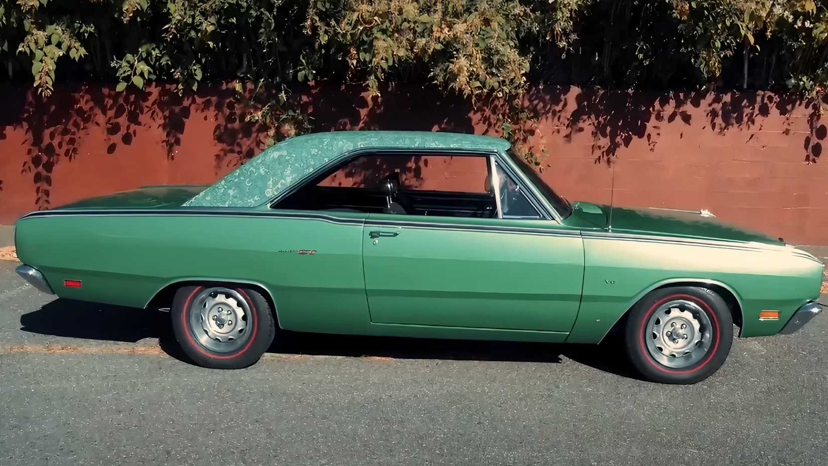 Mopar's Mod Top Made Muscle Cars Part Of The Flower Power Movement