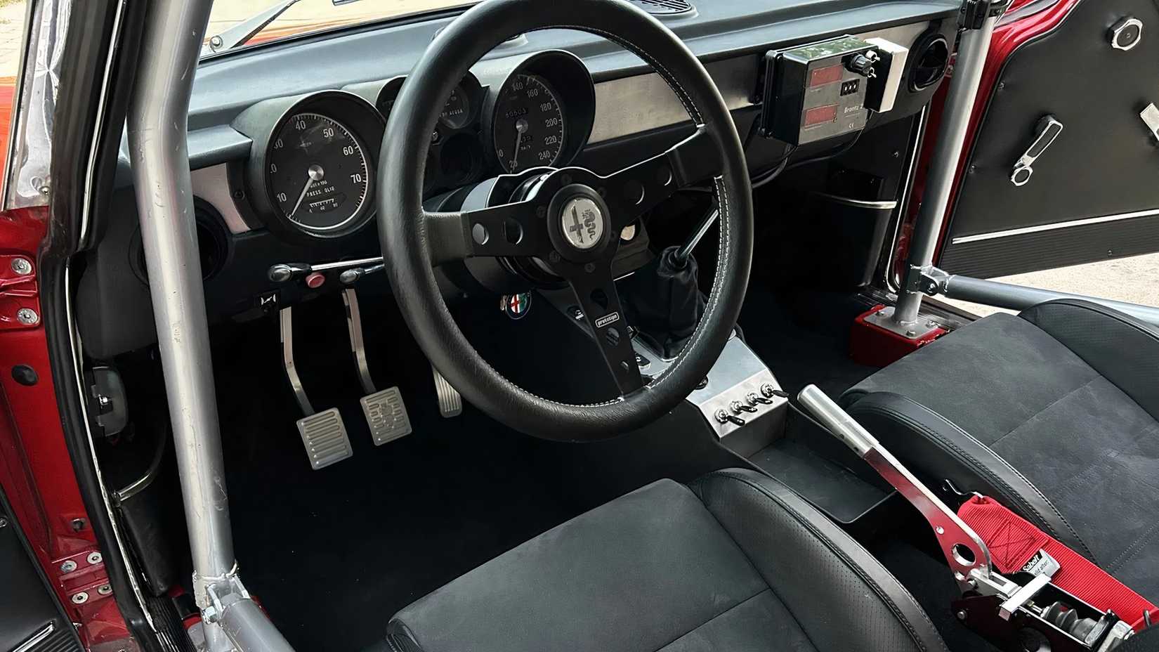 This Alfa Romeo GTV 2000 Is A High-End Track Build With A Titanium ...