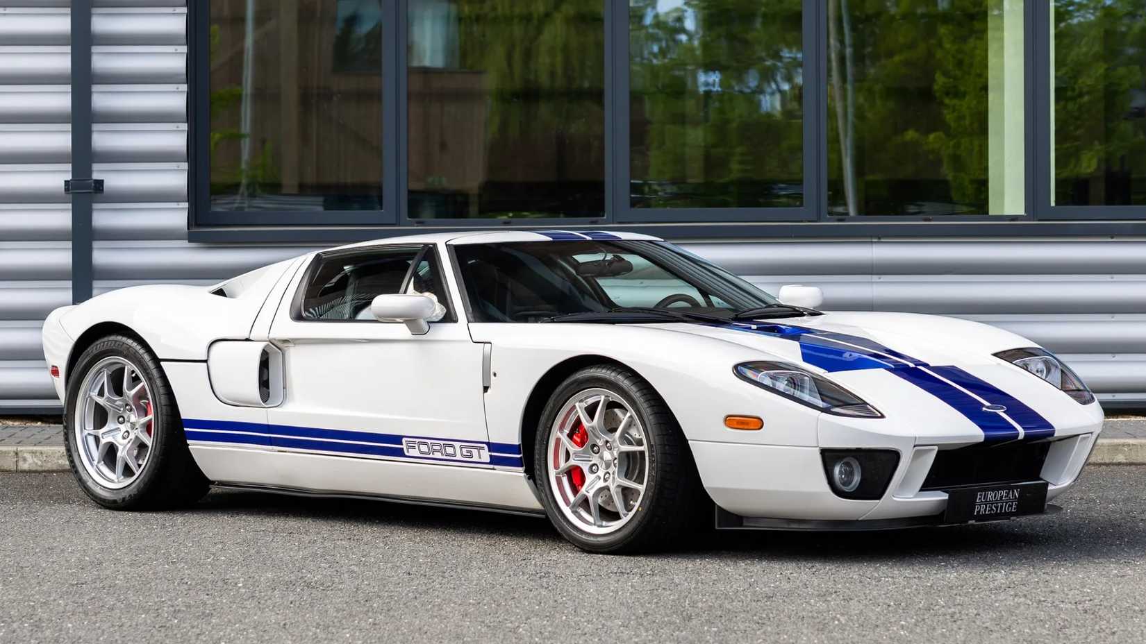 The Ford V12 Concept Detroit Buried Before Launch