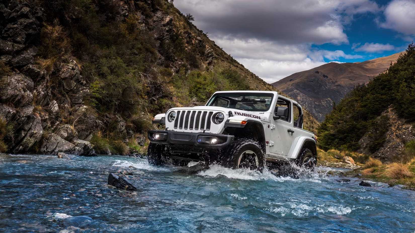 How The New Toyota Land Cruiser FJ Could Spell Trouble For The Bronco ...