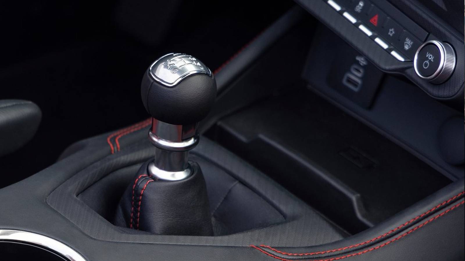 The Highest Horsepower Sports Cars You Can Buy With A Manual ...