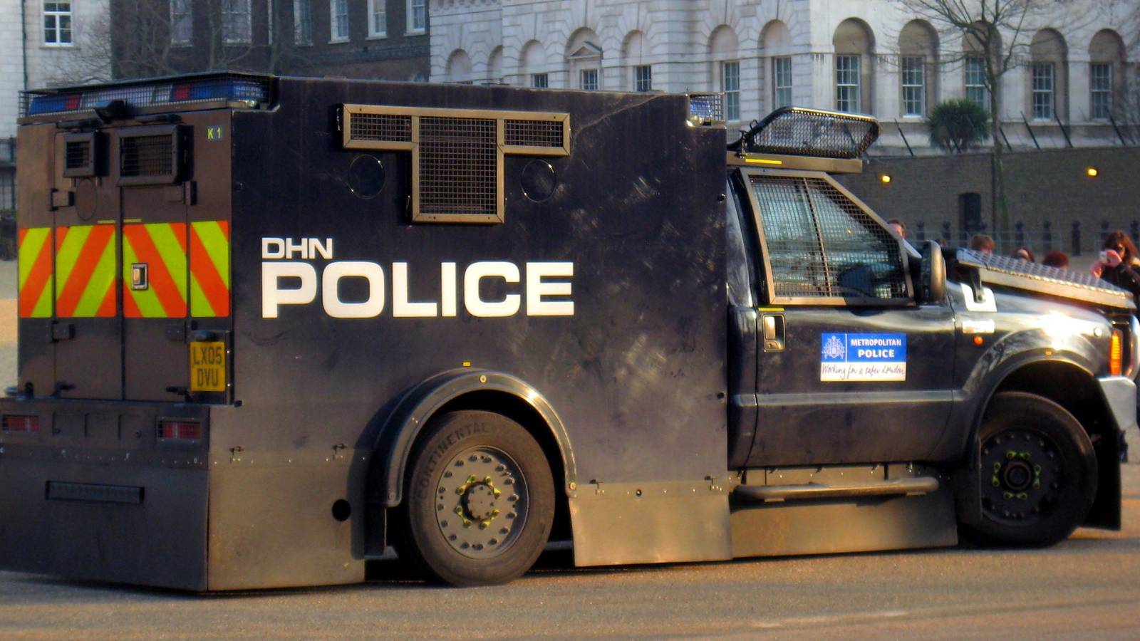 Britain Metropolitan Police's Secret Weapon Is The Most American Car ...