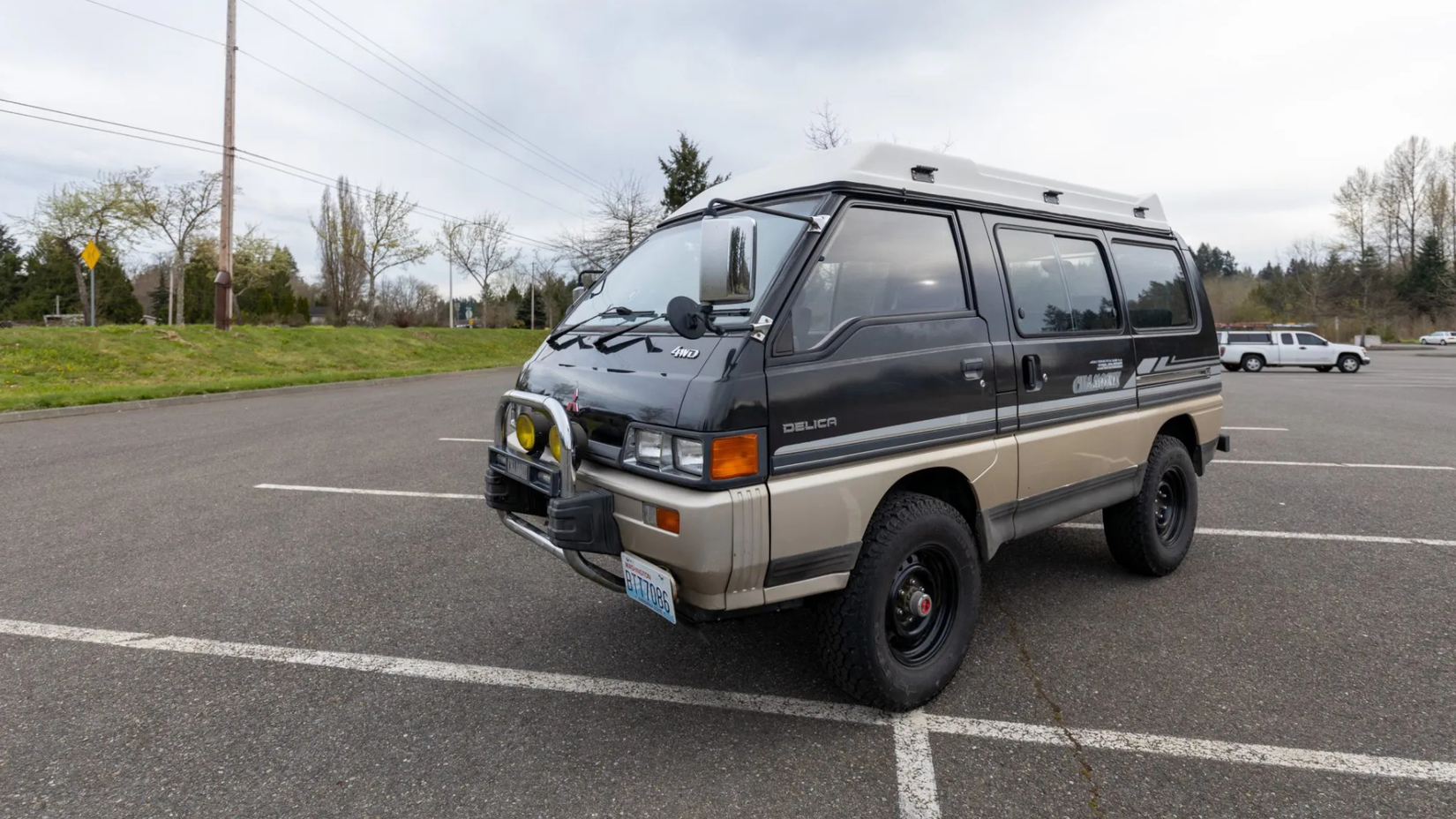 The Stout Scarab Is The World's First Minivan With A Rear-Mounted V8