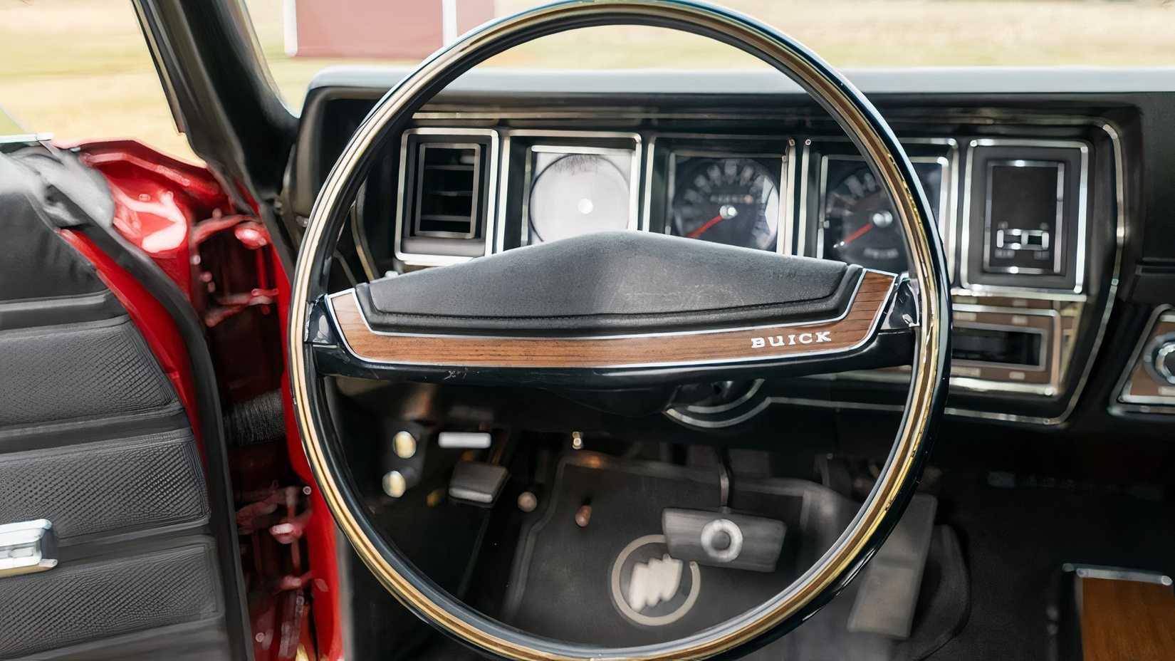 The Highest Torque Muscle Car Of The '70s That Costs Less Than A Mustang