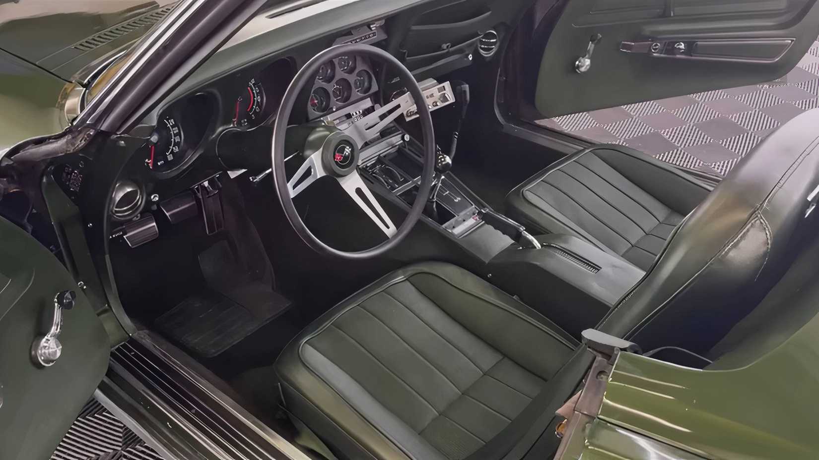 1970 corvette interior