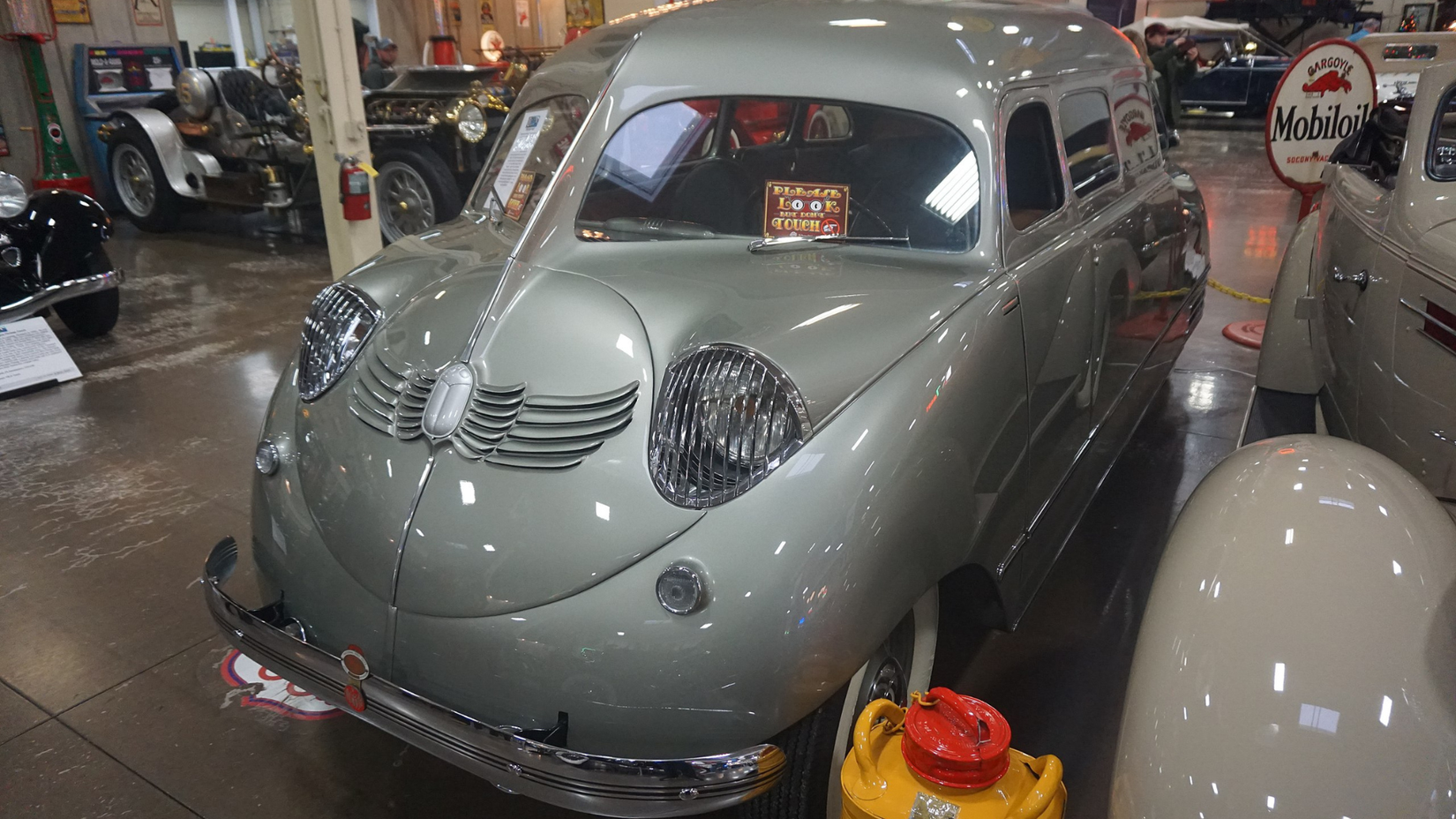 The Stout Scarab Is The World's First Minivan With A Rear-Mounted V8