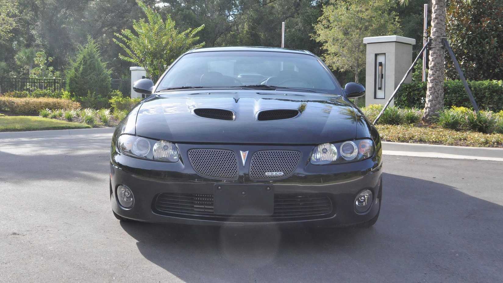 Supercharged 604-HP 2006 Pontiac GTO Has Manual Gearbox, Low Miles