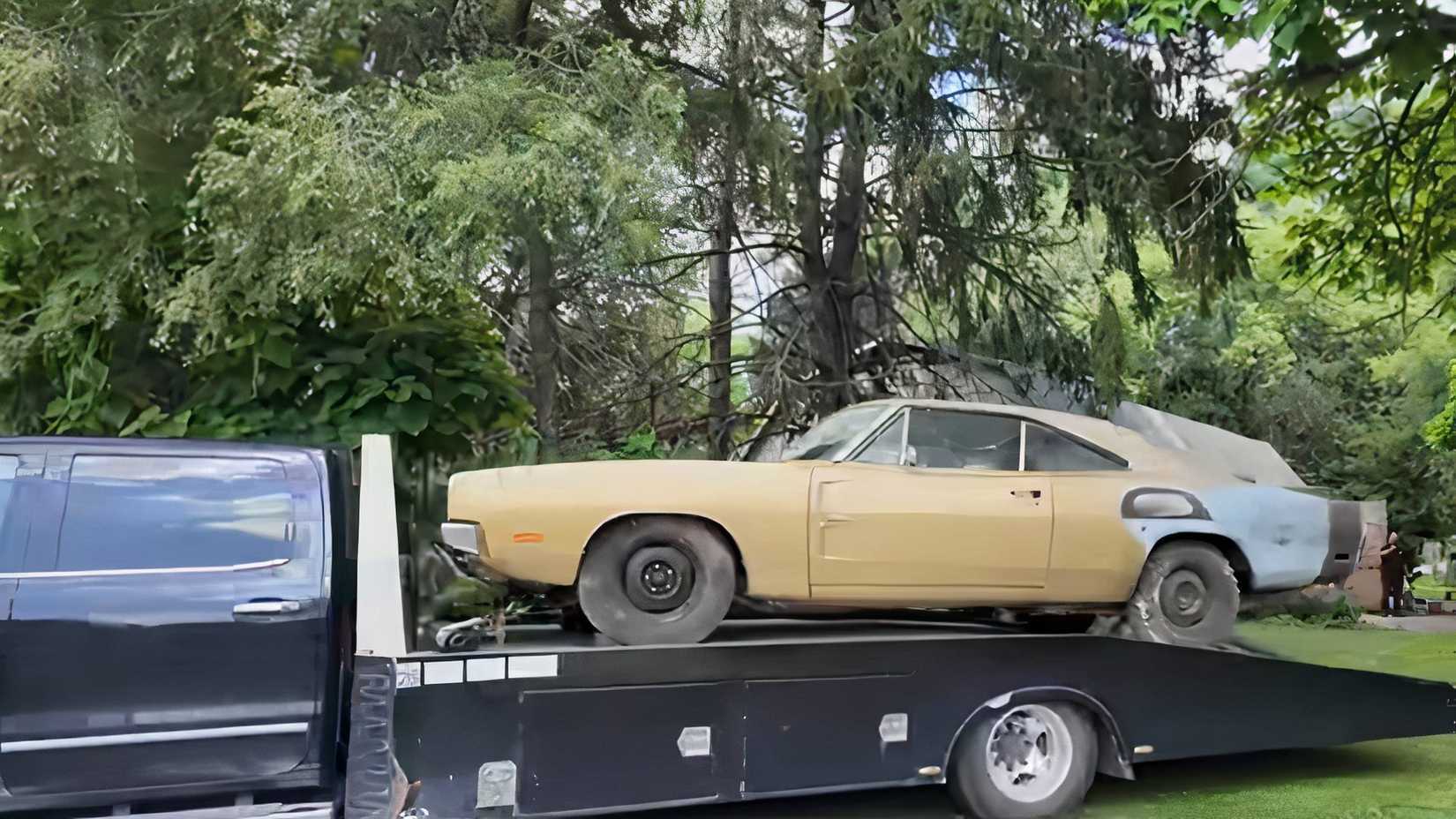 This Charger 500 Barn Find Is a Muscle Car Collector’s Dream