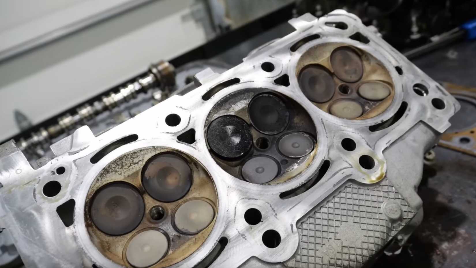 Look At How This Chrysler 3.6-Liter Pentastar V6 Blew Up