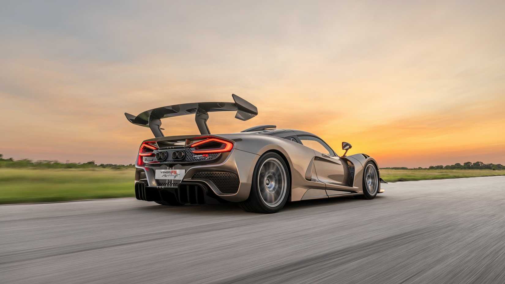 The Hennessey Venom F5-M Is A The World's Highest-Horsepower Manual ...