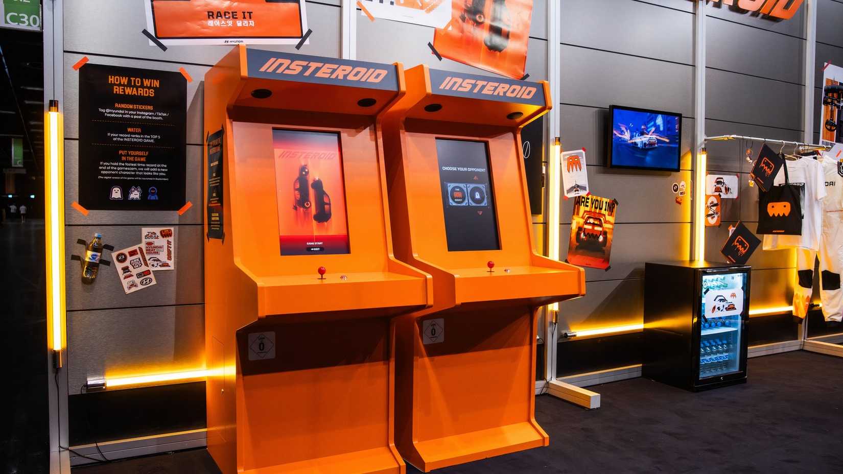 Retro Pixels And Real Torque Are Part Of Hyundai’s INSTEROID Debut At ...