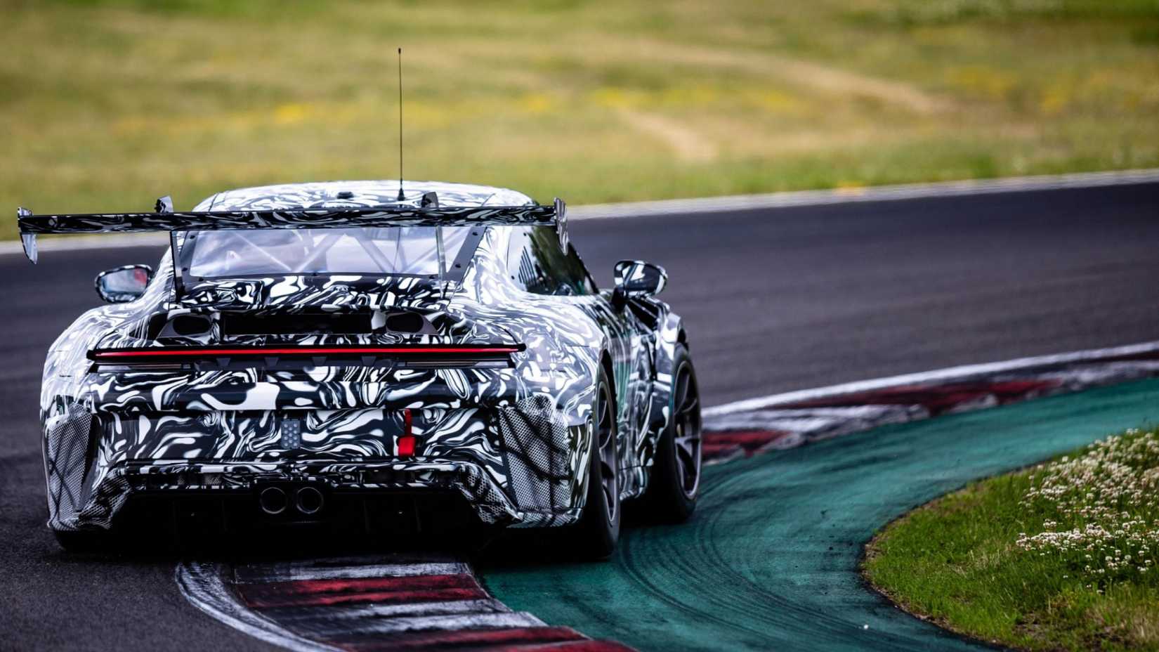 Porsche 911 Cup 2026 Packs 520 HP and Track-Ready Firepower