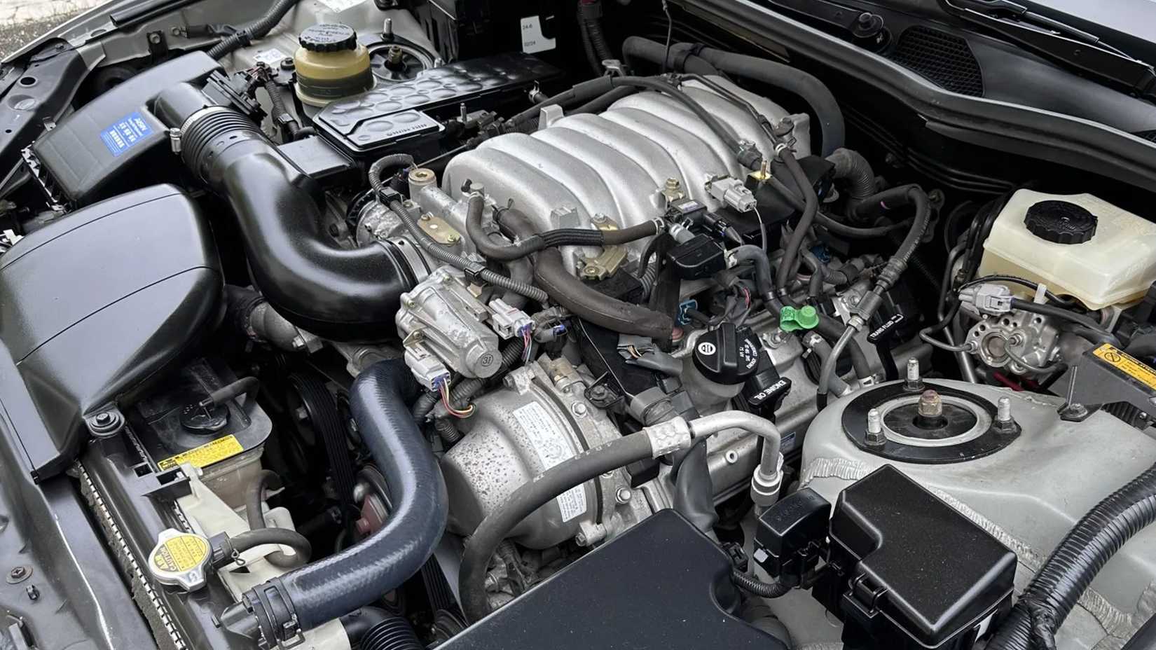 This Unkillable '90s Lexus Sleeper Sedan Is Now A Secret Bargain