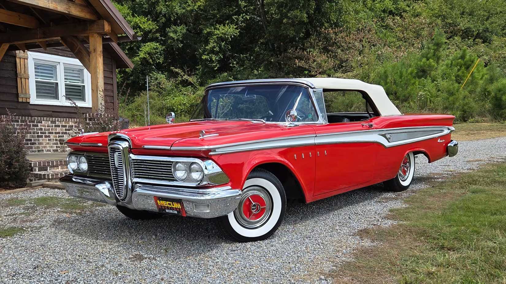 Pontiac's Forgotten Sports Coupe No One Bought