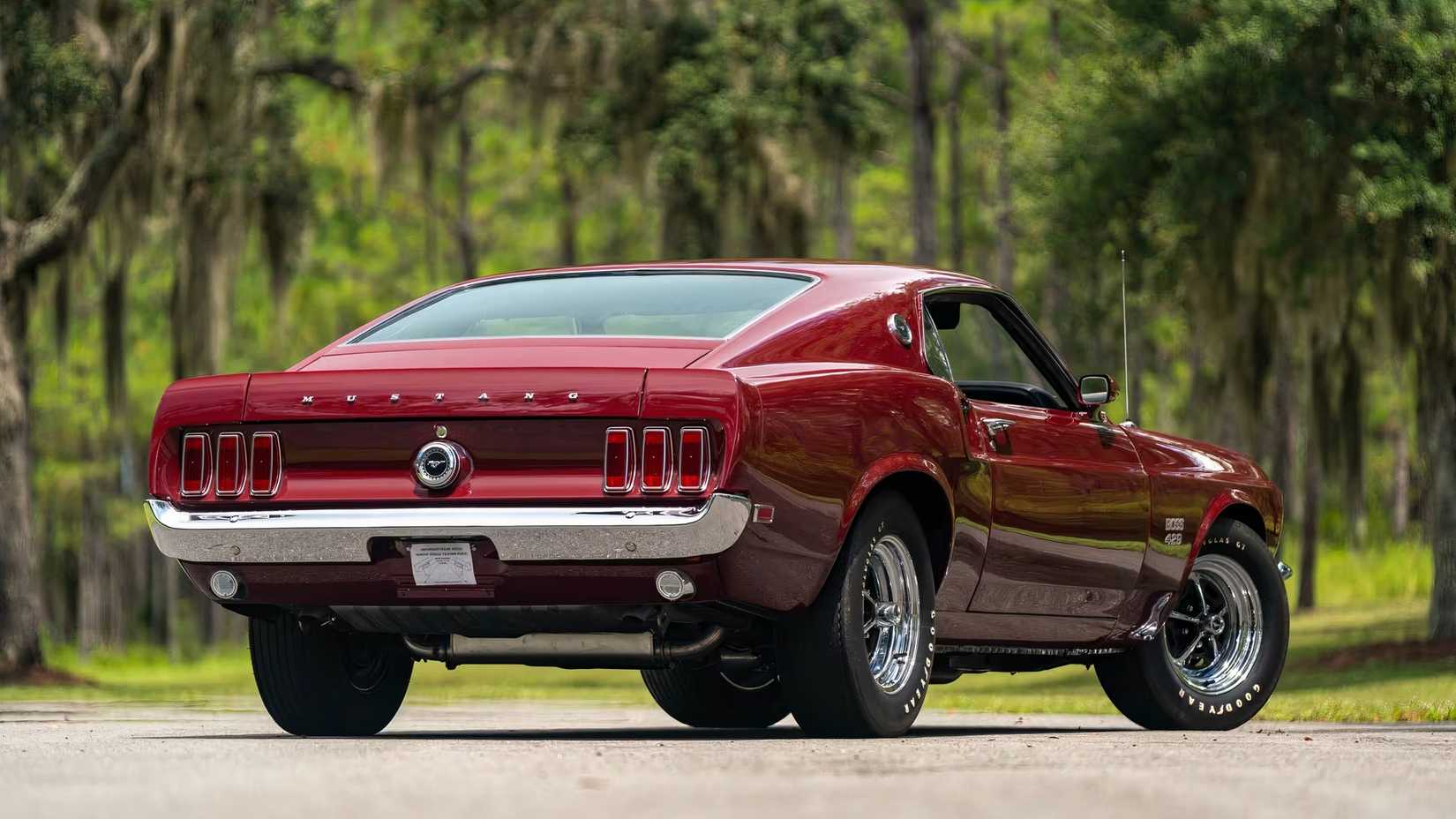 Here's What "Boss" Really Means On Ford's Most Badass Muscle Cars
