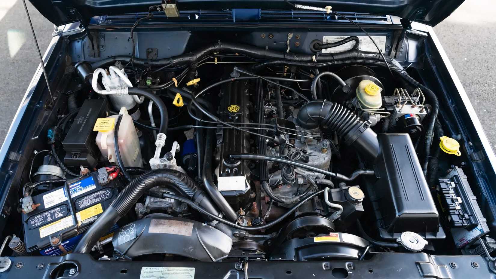 This Unassuming, AWD Six-Cylinder SUV From America Could Outrun A Golf ...