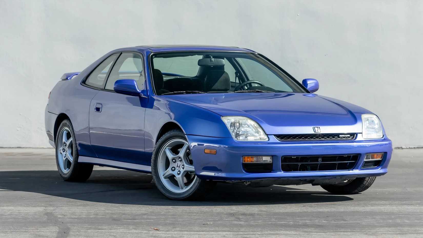 The Fifth-Gen Honda Prelude Is A Manual Transmission Sports Car Bargain