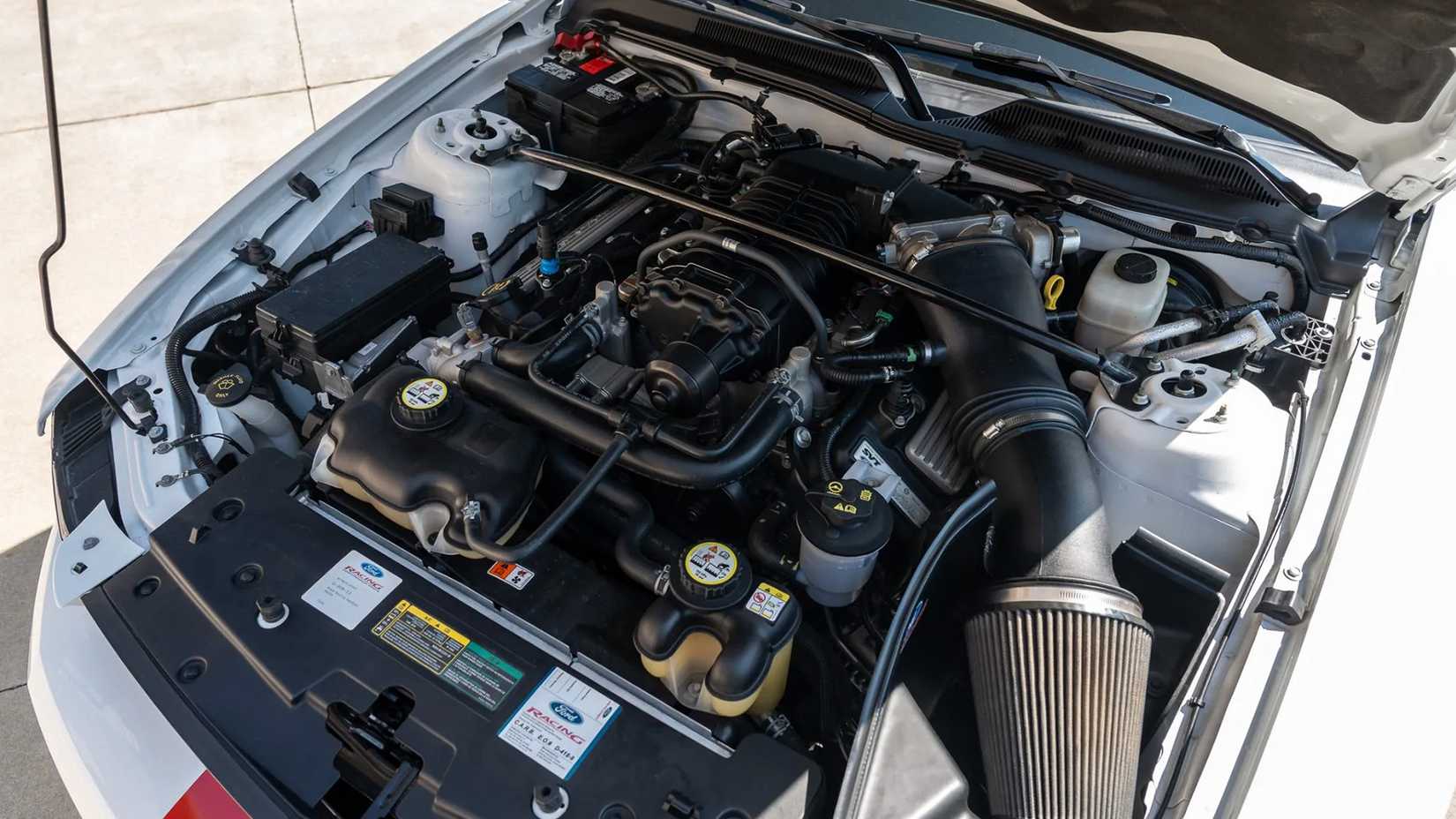 The Most Insane Factory V8 Engines Detroit Ever Built