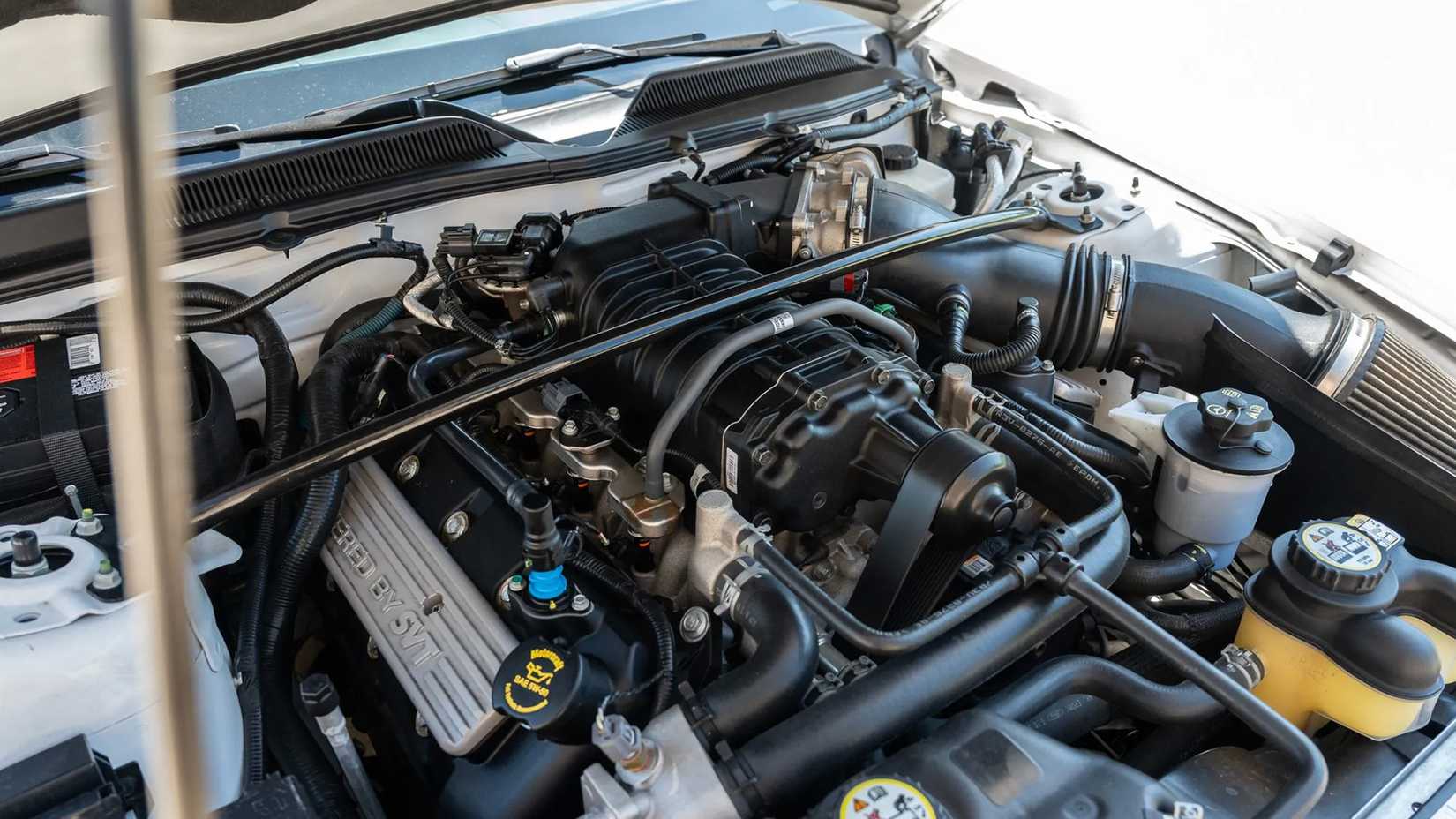 2007 Shelby GT500 Is A Groundbreaking 500-HP Muscle Car Bargain