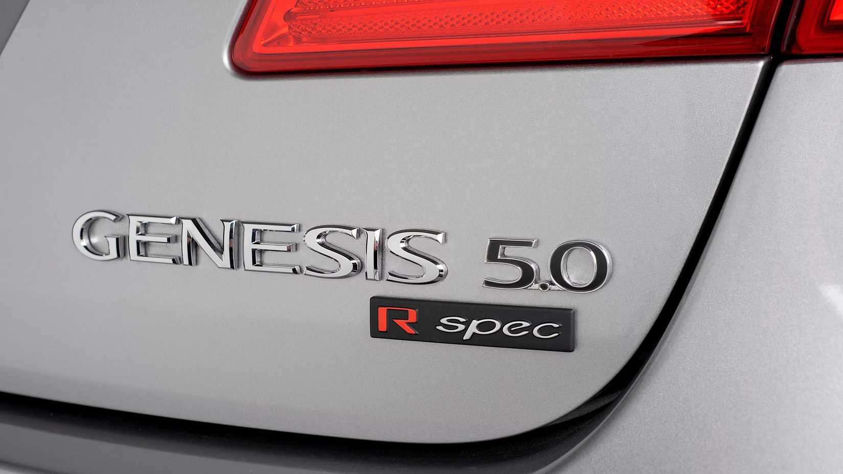 Hyundai's Overlooked V8 Sports Sedan That Embarrassed BMW