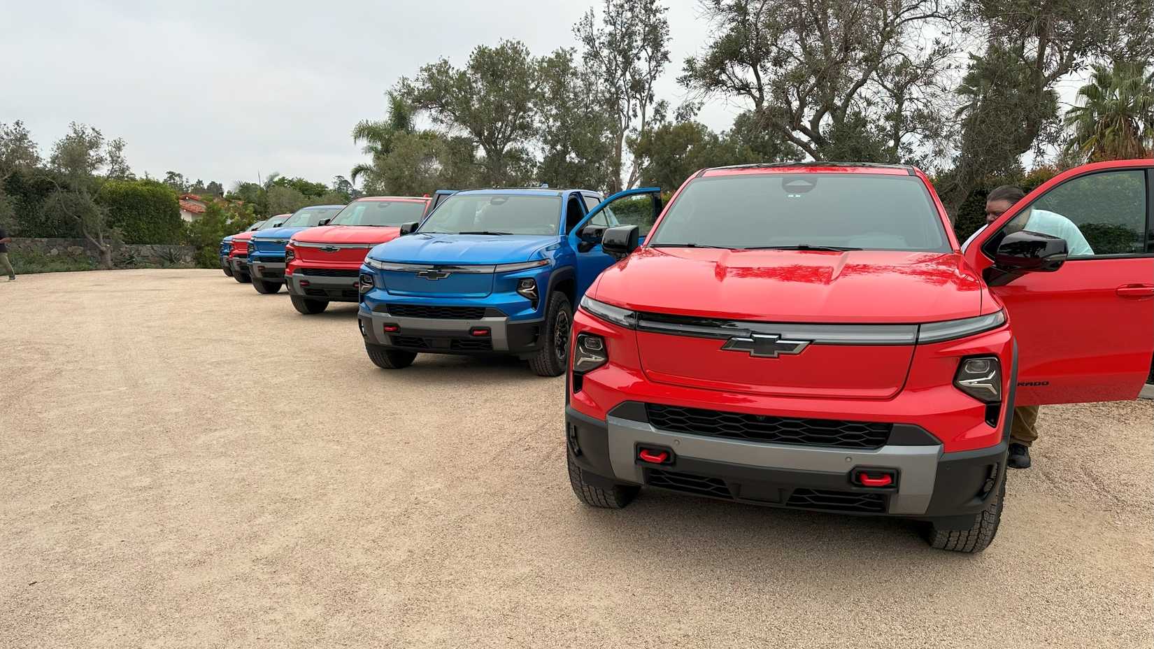 2026 Chevy Silverado EV Trail Boss Review: This All-Electric Truck Is ...