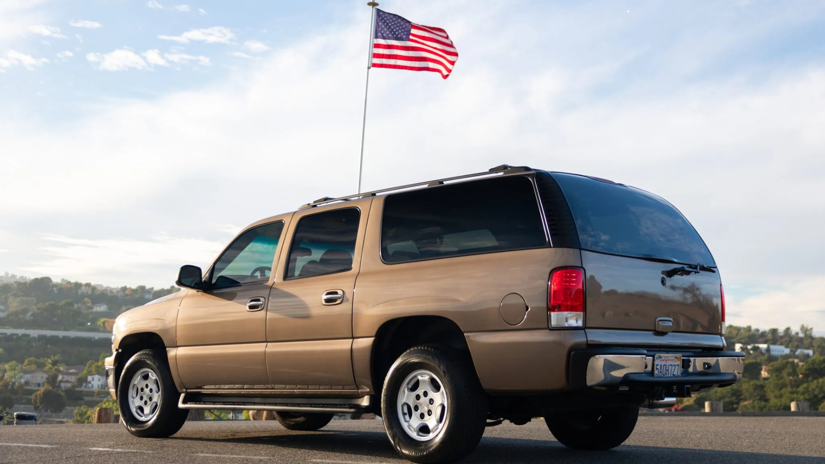 This Chevy Suburban 4x4 Is Cheap And Built To Last 300,000 Miles