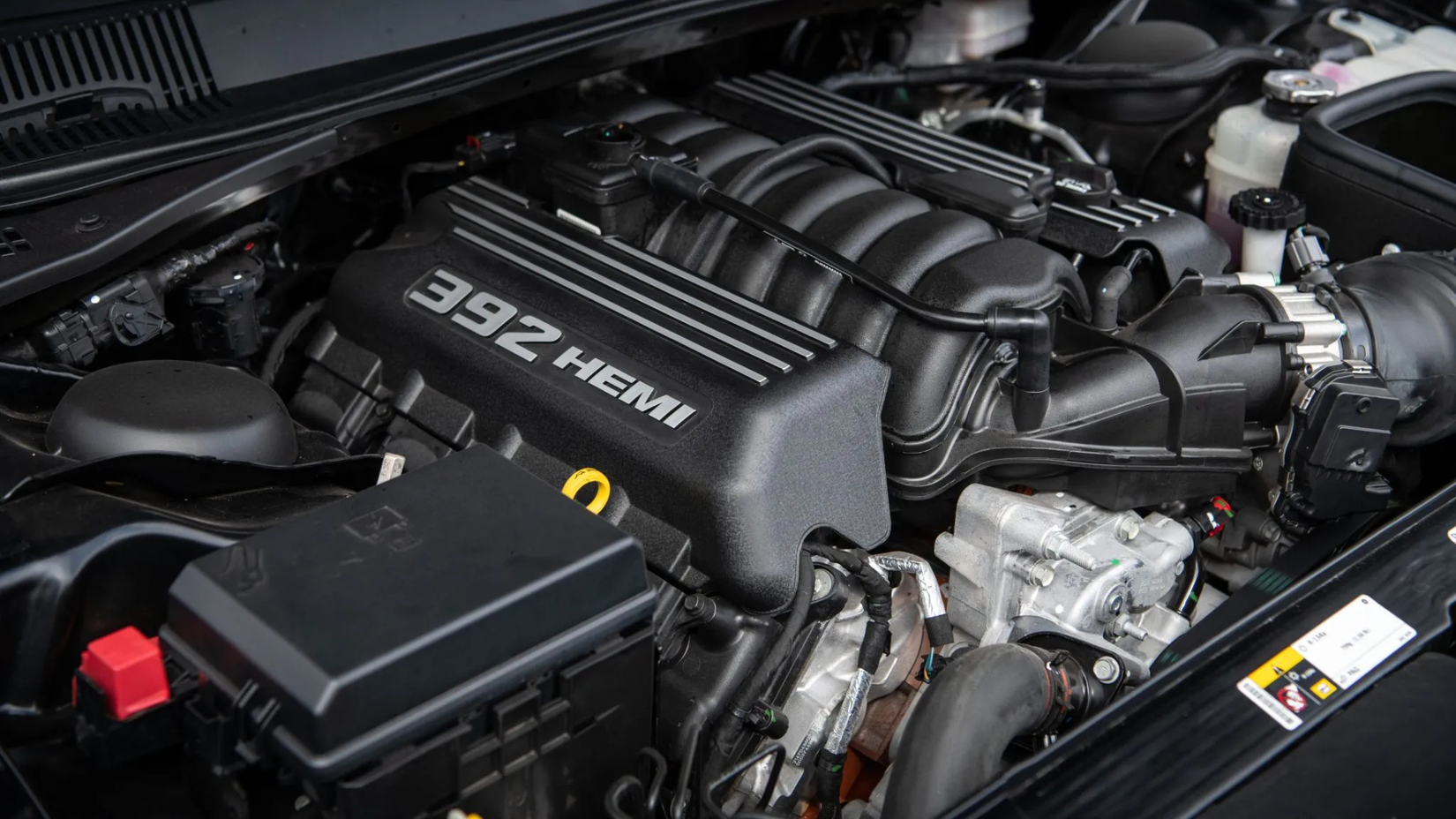 We Digitally Swapped A Hellcat V8 Into The New Dodge Charger To Prove ...
