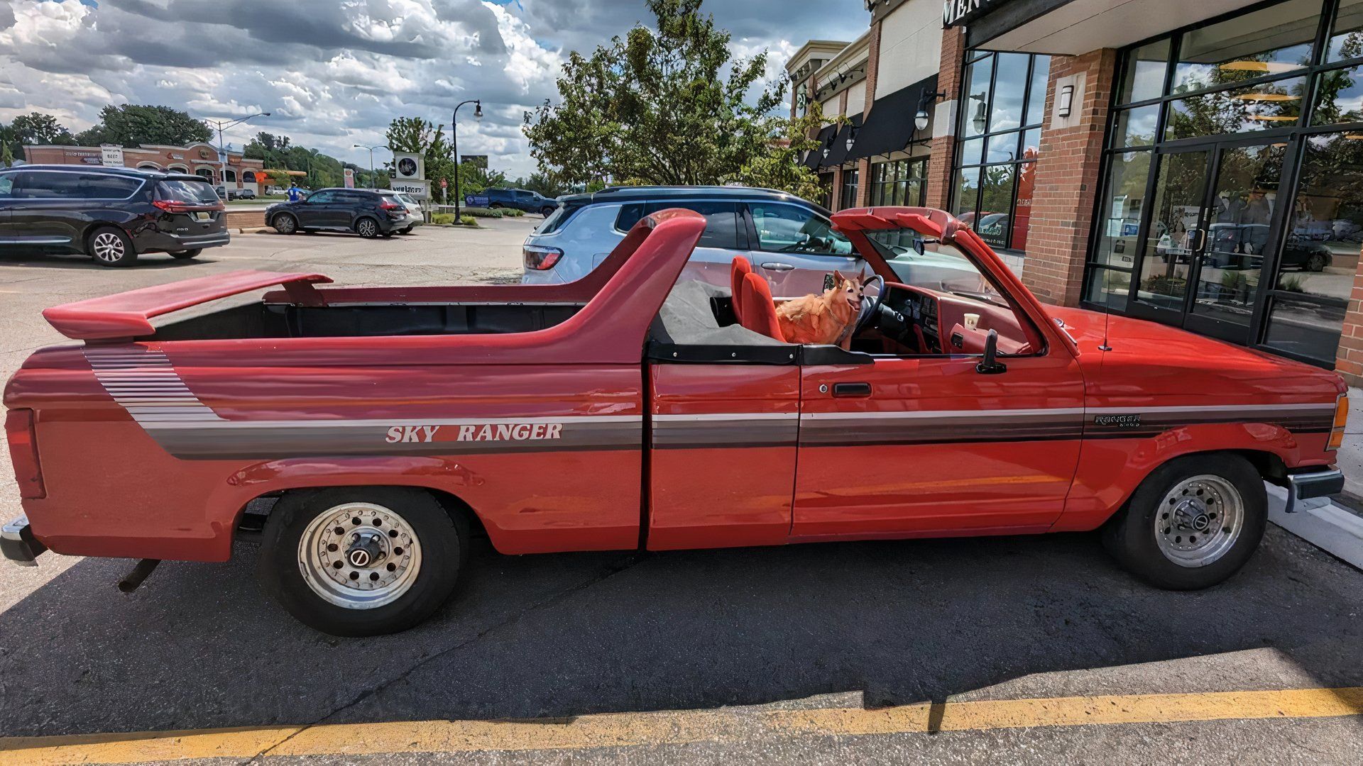 Ford Built Only 17 XLT Skyranger Pickups With Manual Transmissions