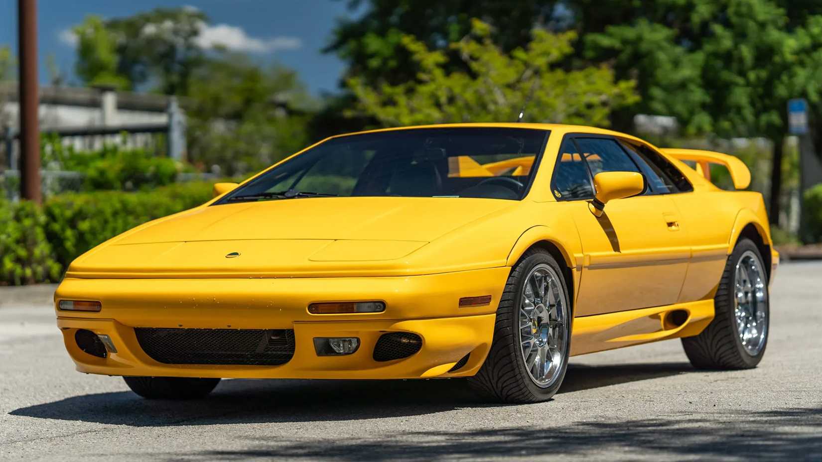 The World's Cheapest Supercar With A Twin-Turbo V8 And A Manual ...