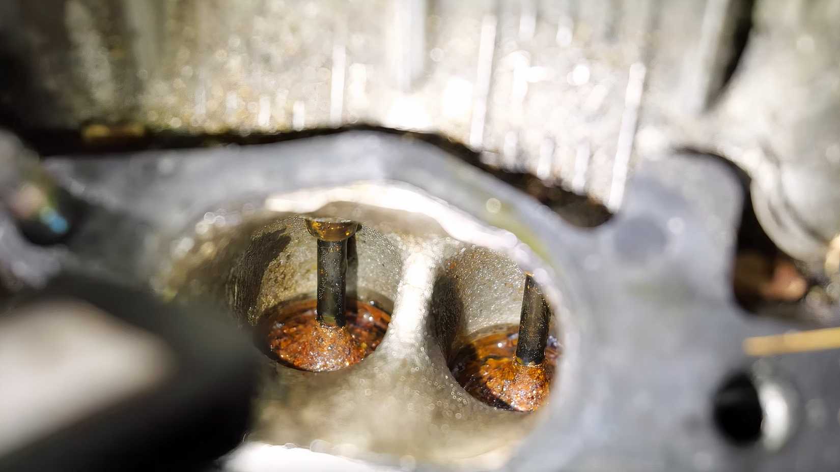 Watch a Toyota V8 Engine Get Dissected After A Brutal Failure