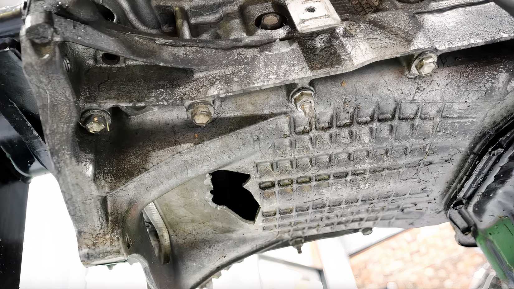 Watch a Toyota V8 Engine Get Dissected After A Brutal Failure