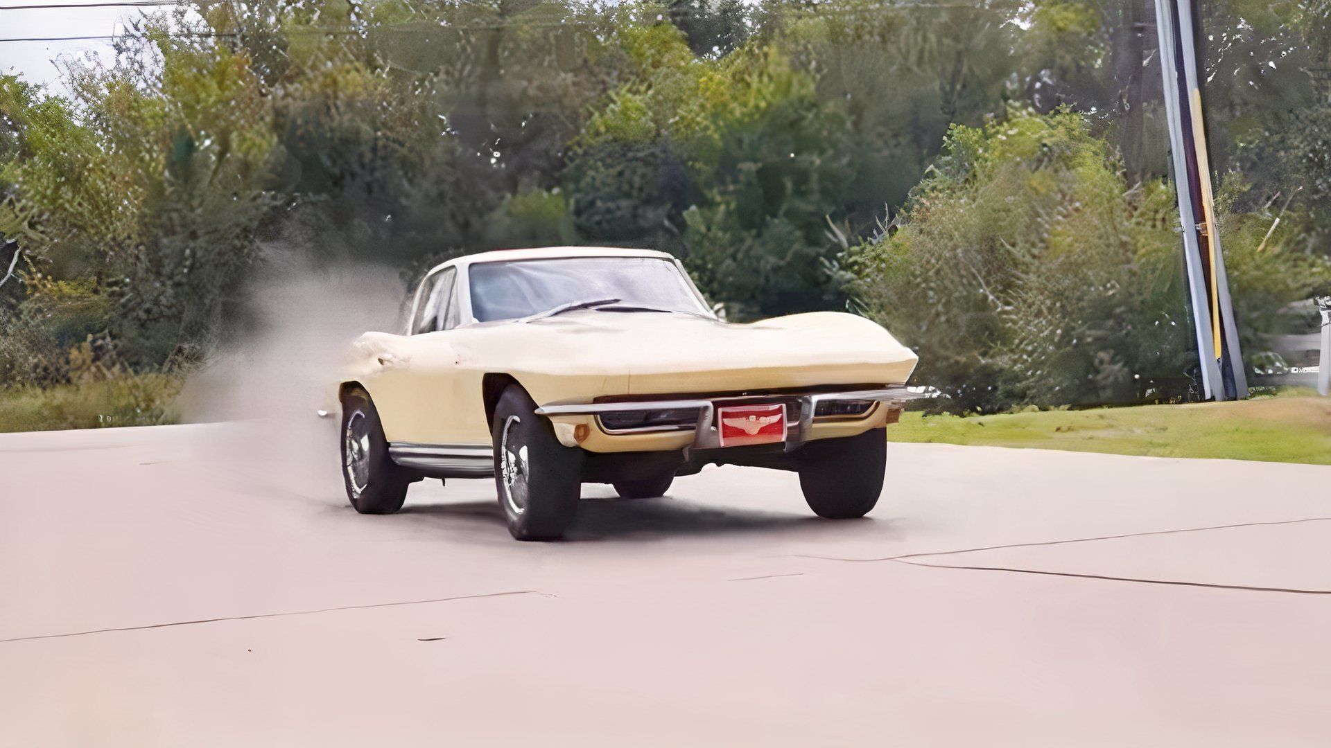 10 Cars That Perfectly Suit A Mafia Lifestyle