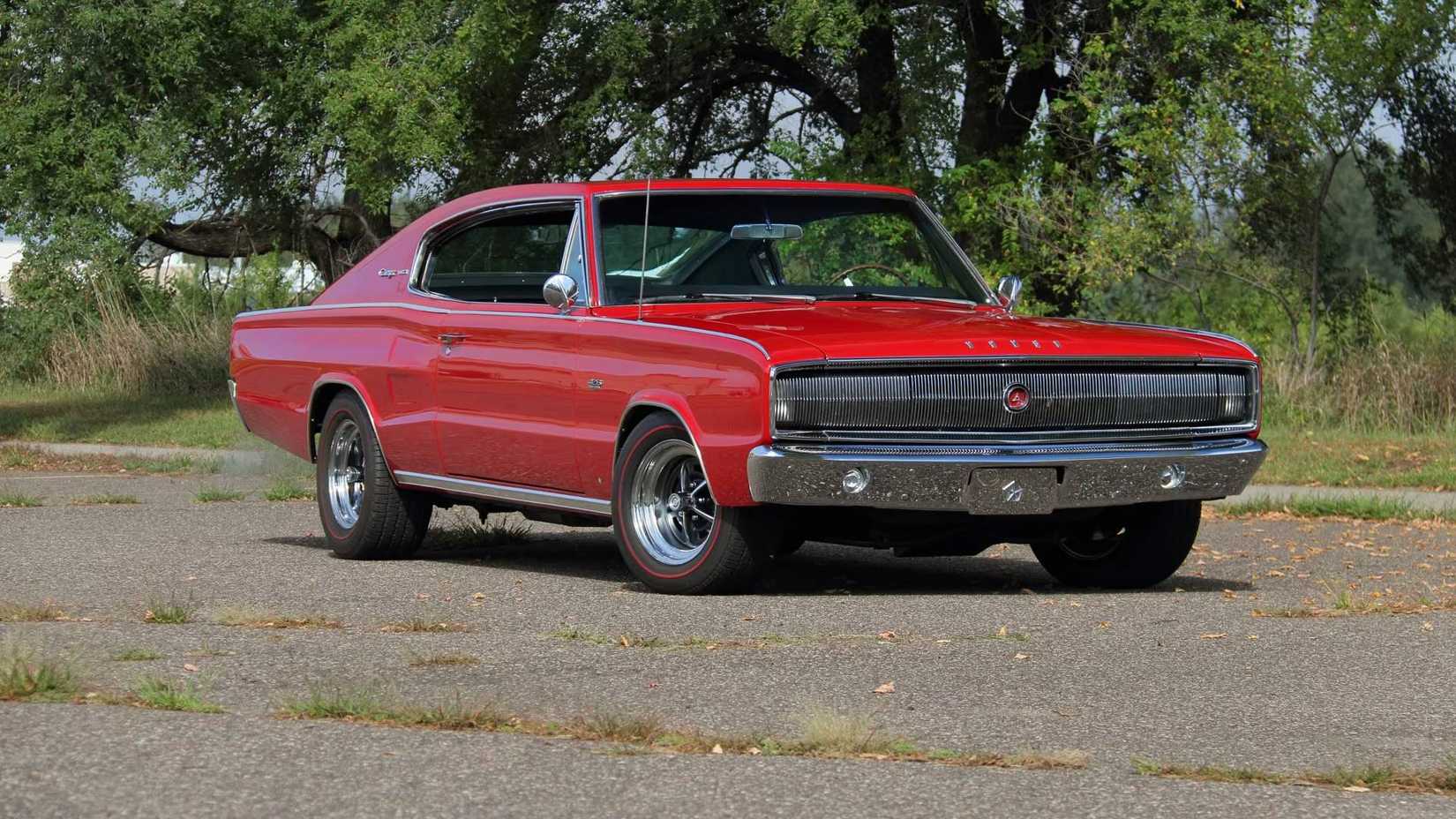 Dodge Charger Generations Guide: Engines, Trims, Specs, & Value