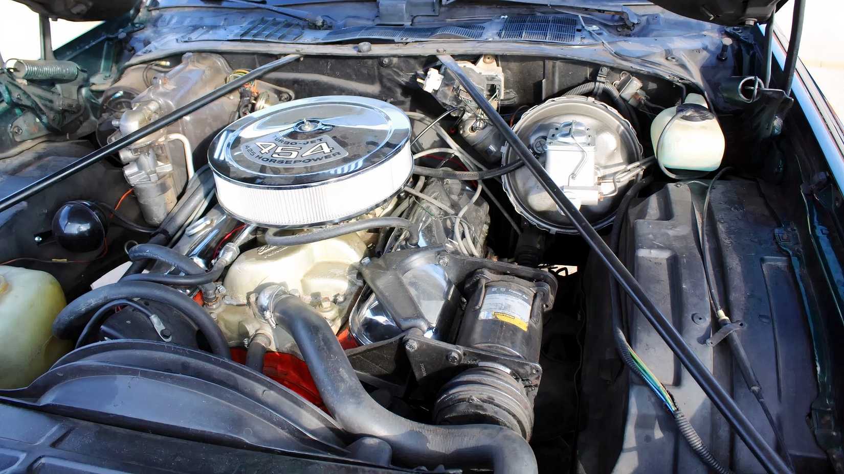 Chevrolet Chevelle Generations Guide: Engines, Trims, Specs, & Value