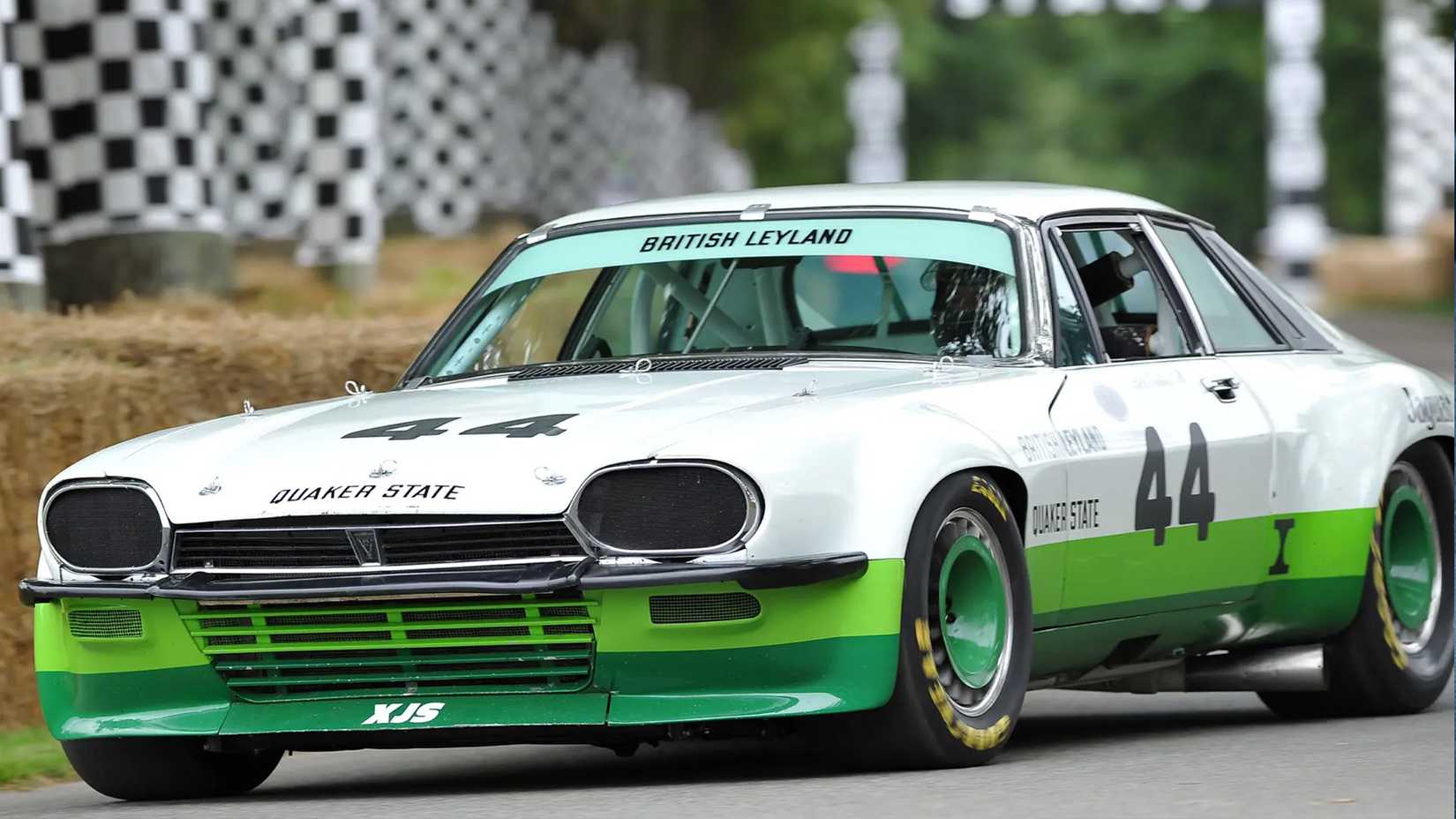 Jaguar V12: The World’s Longest-Produced and Most Unreliable V12 Engine ...