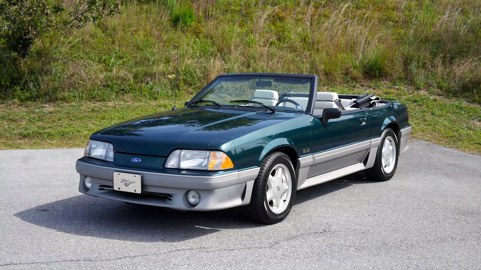 1992 Ford Mustang GT With 11,000 Miles Is An Unmodified Survivor