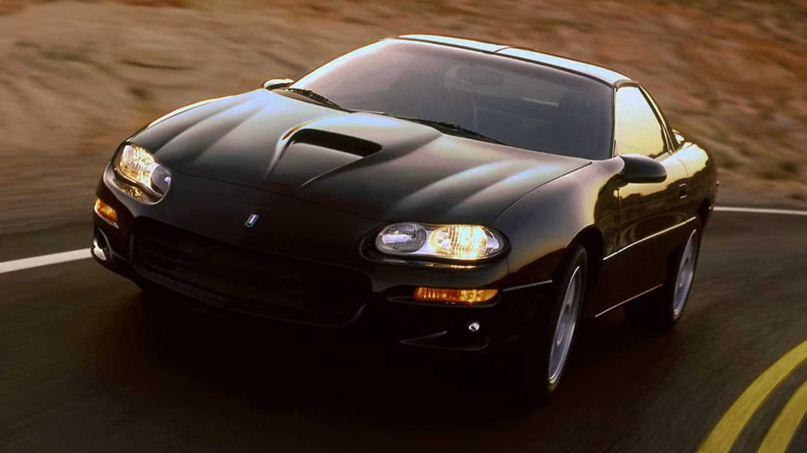 10 Classic RWD Sports Cars That Are Actually Worth Every Penny In 2025