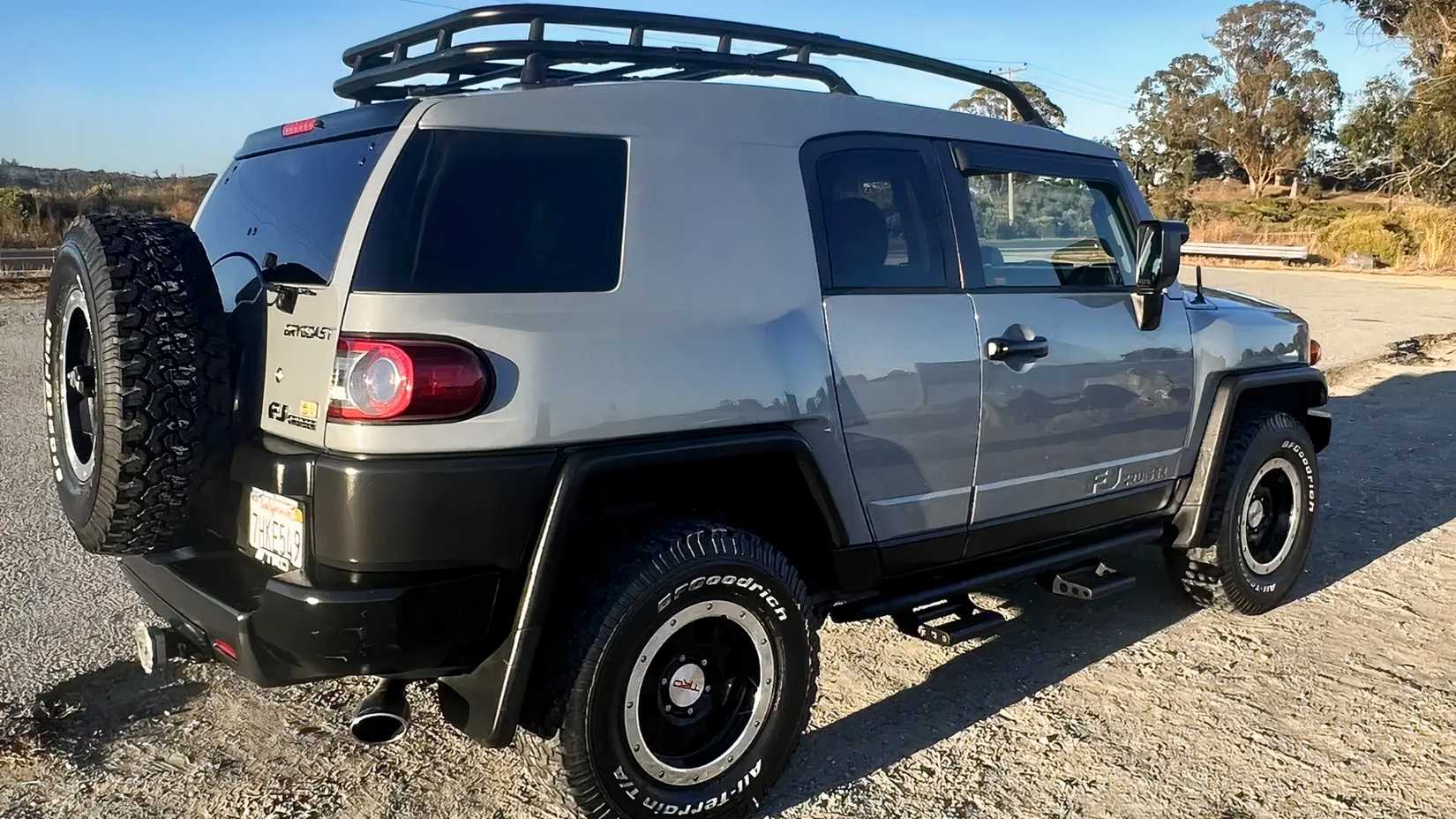 2013 Toyota FJ Cruiser That Allegedly Never Went Off-Road Is Up For Grabs